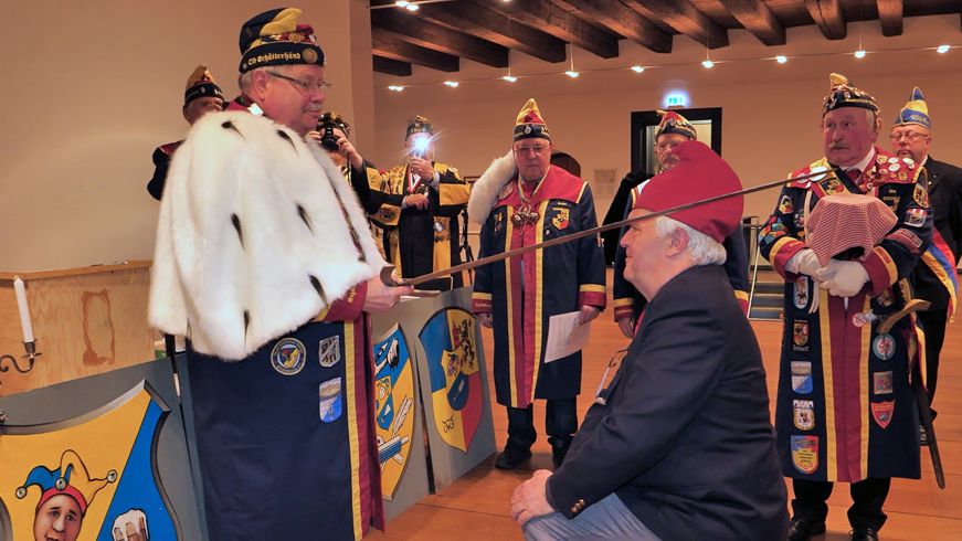 Erster Ritterschlag in der Castellum Misena - tvM Meissen Fernsehen