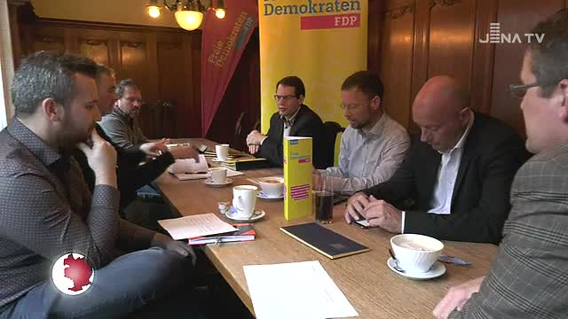 Noch am Anfang: Thomas Nitzsche von der FDP sorgt für erste Bewegung im ...