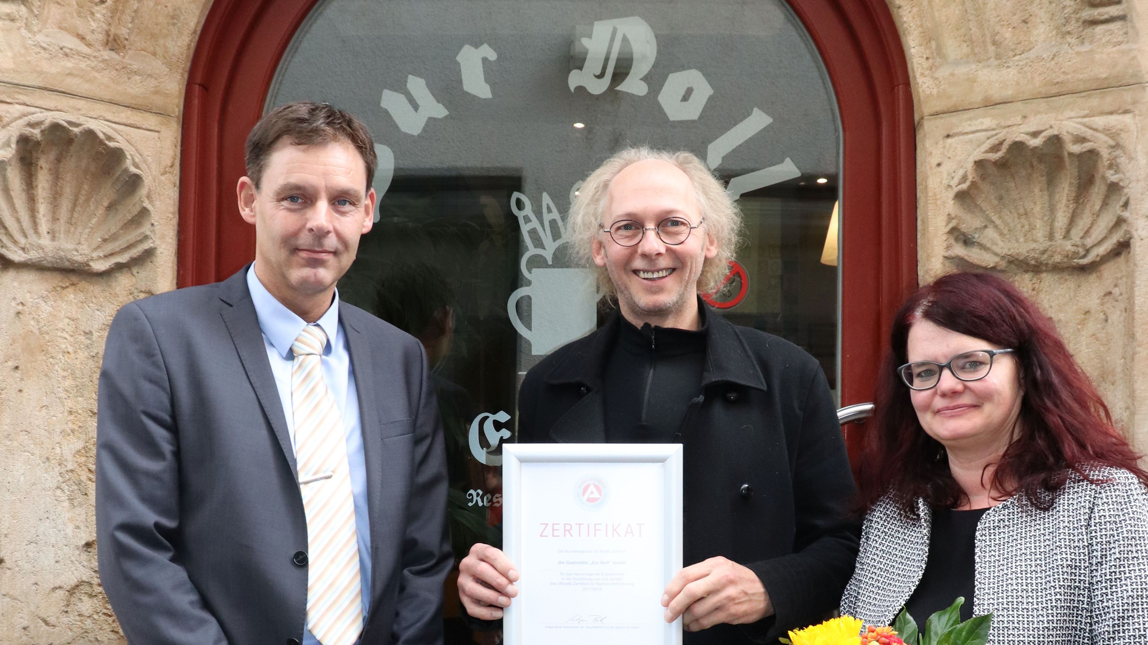 Gaststätte „Zur Noll“ für Nachwuchsförderung geehrt - Jena TV - Sehen ...