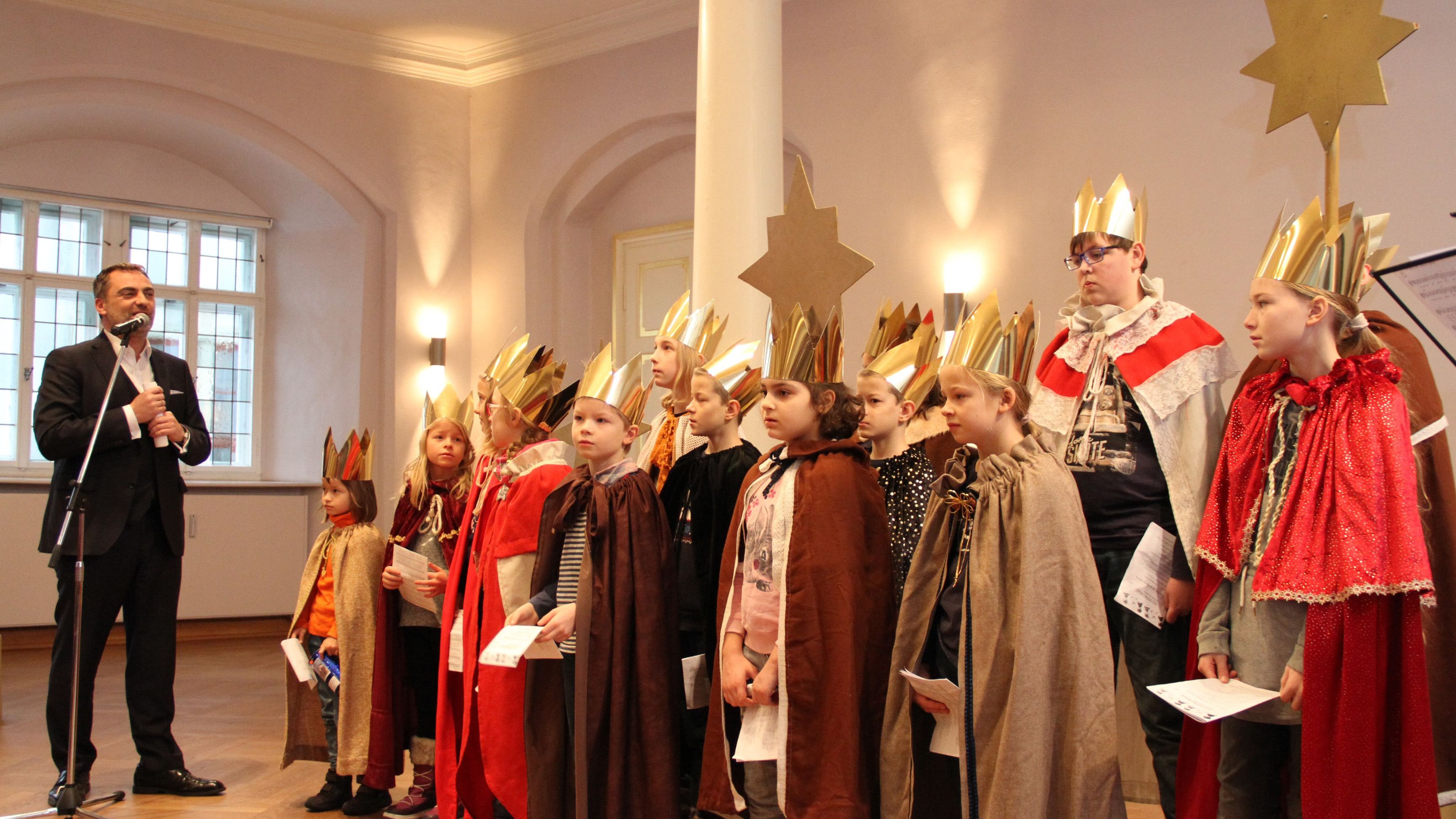 Sternsinger brachten Segen ins Geraer Rathaus - Jena TV - Sehen, was bewegt.